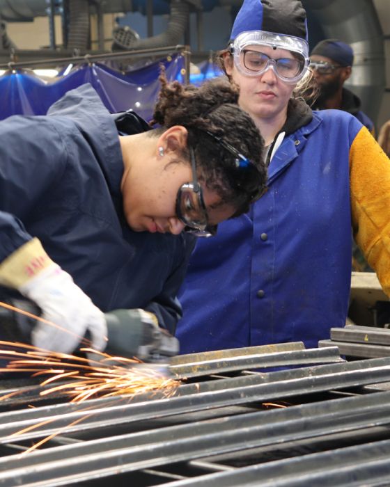 Union Construction Jobs: The Pros and Cons | SkillPointe
